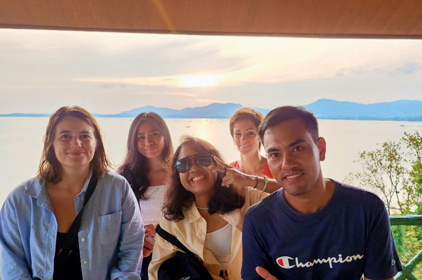 Surasit Tour Guide And Taxi - PHUKET 101