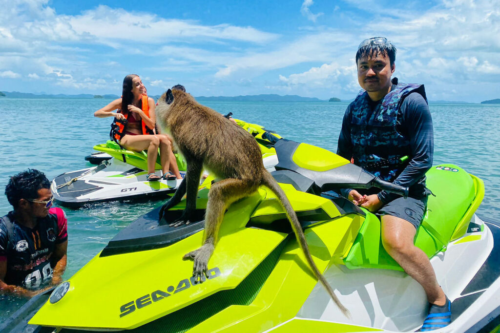 QBIC Travel - PHUKET 101