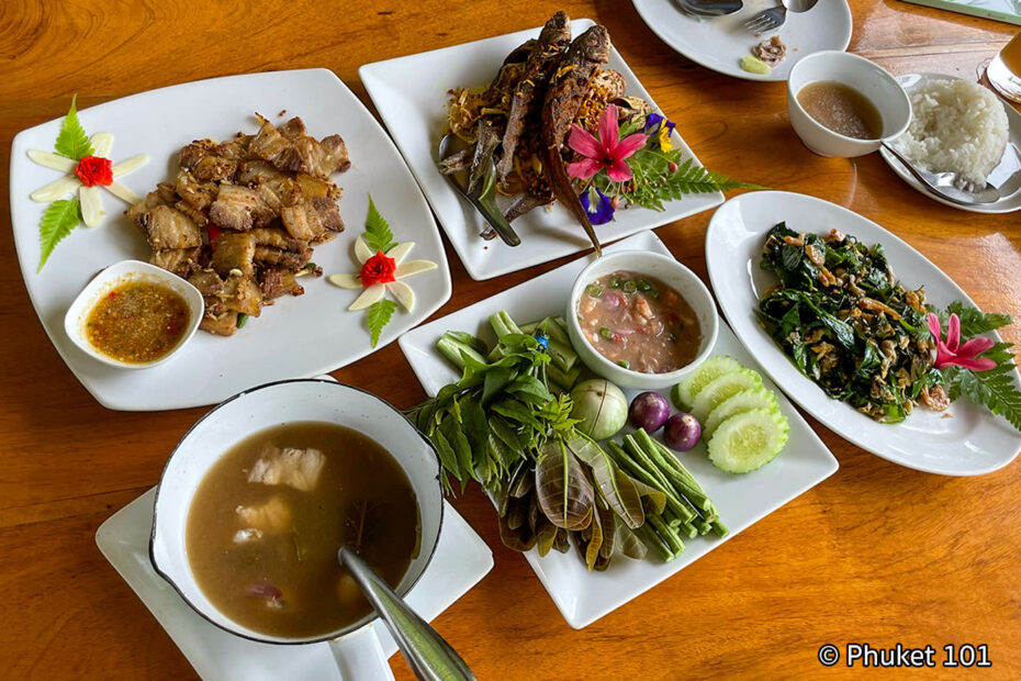 Peang Prai Restaurant (เพียงไพร) - Local Michelin At Bang Pae Waterfall