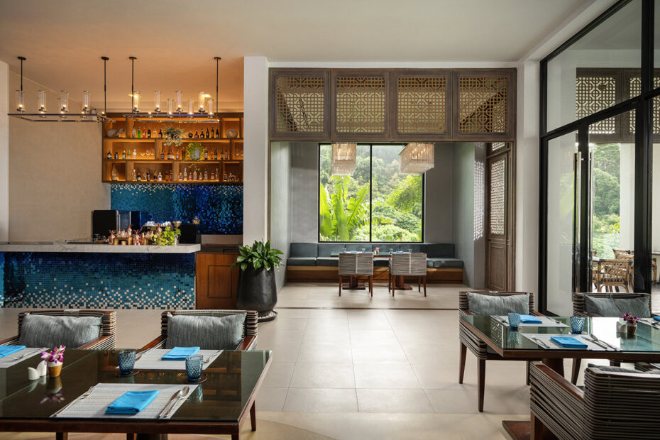 Vista Restaurant At Avista Hideaway Phuket Patong | Restaurant At ...