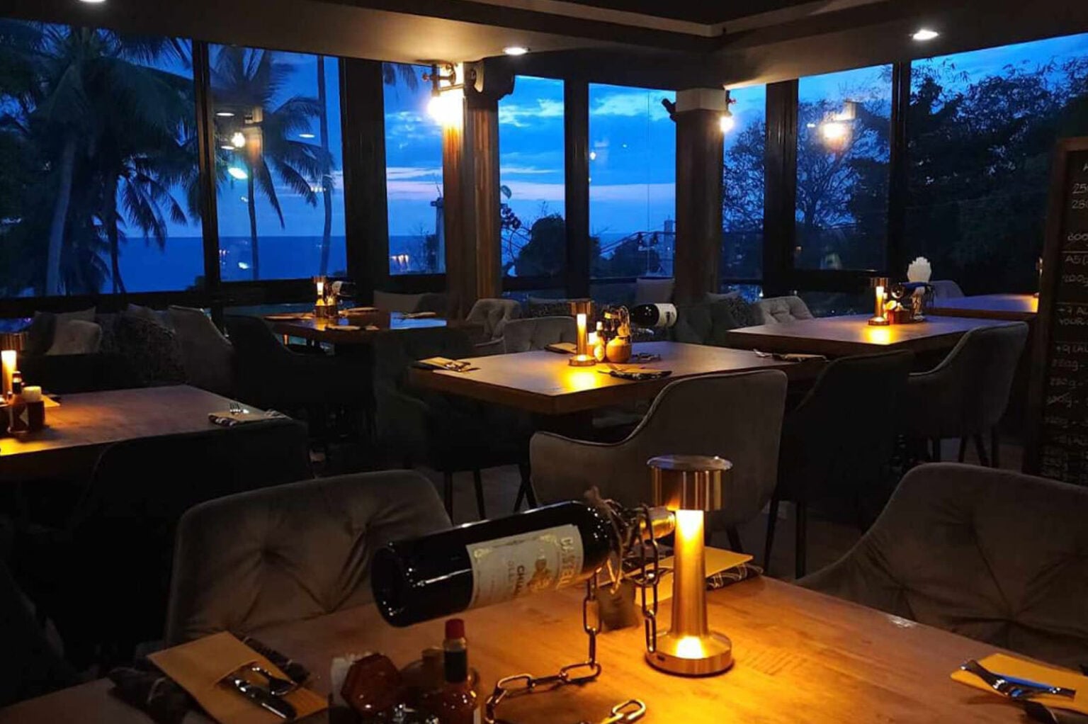 EAT Bar & Grill Restaurant Karon - PHUKET 101