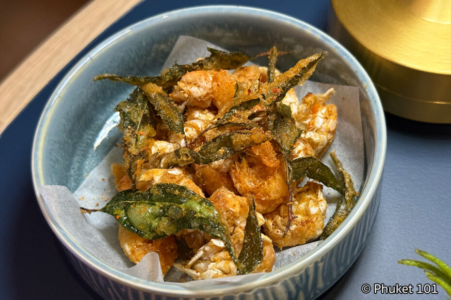 LAWOI' Restaurant - ละโวยจ | LAWOI' Restaurant On Langsuan Road, Bangkok