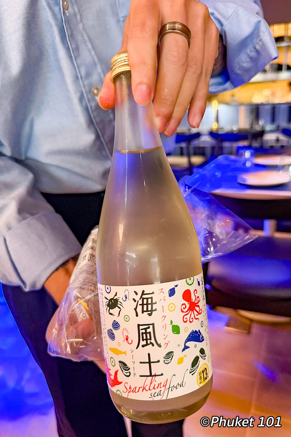 LAWOI' Restaurant - ละโวยจ - PHUKET 101