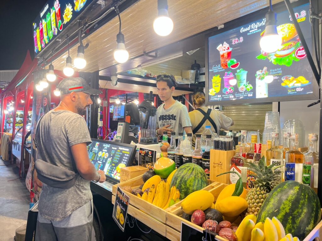 Patongo Night Market - PHUKET 101