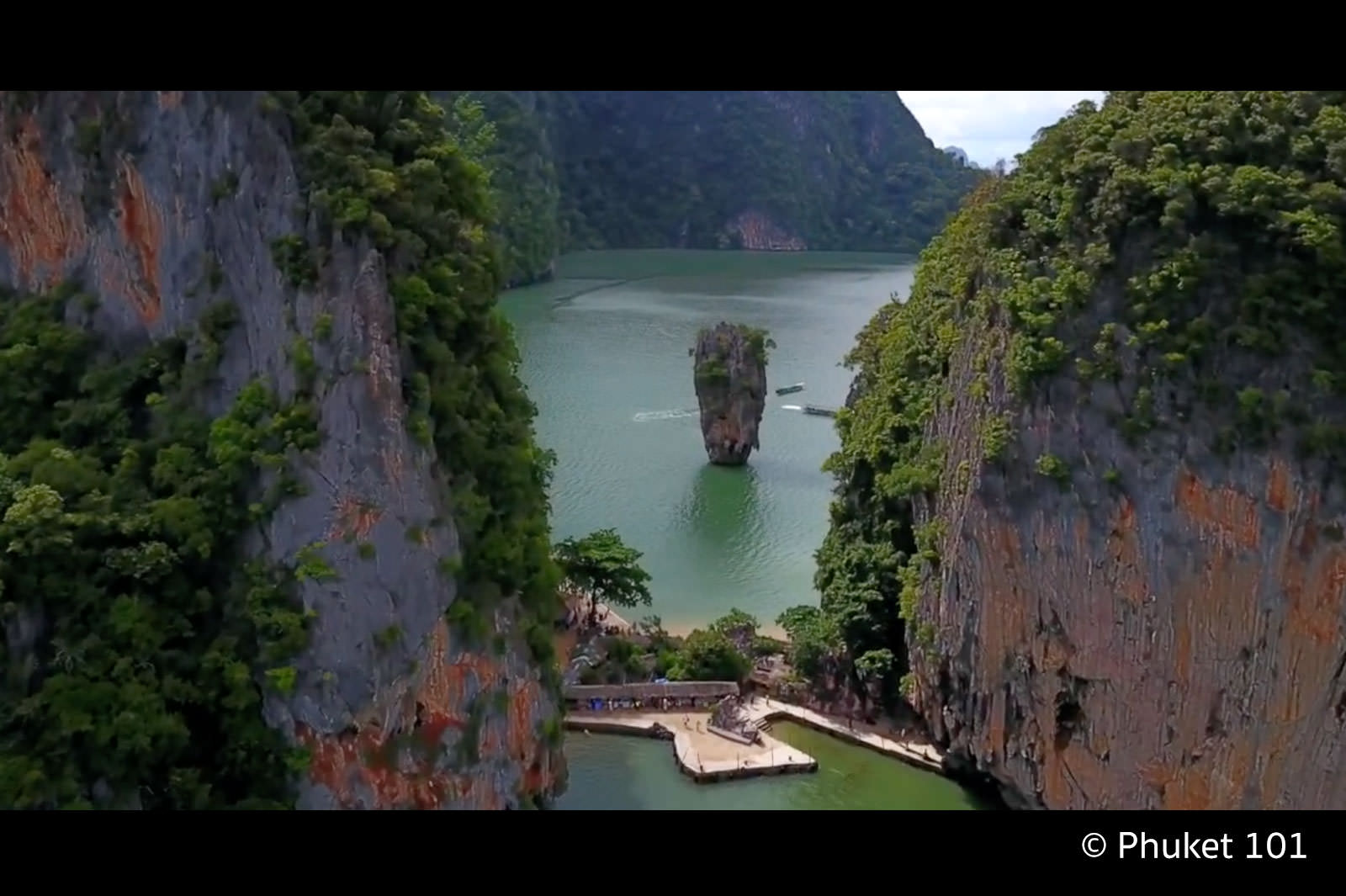 Île James Bond dans la baie de Phang Nga, près de Phuket – Vidéo