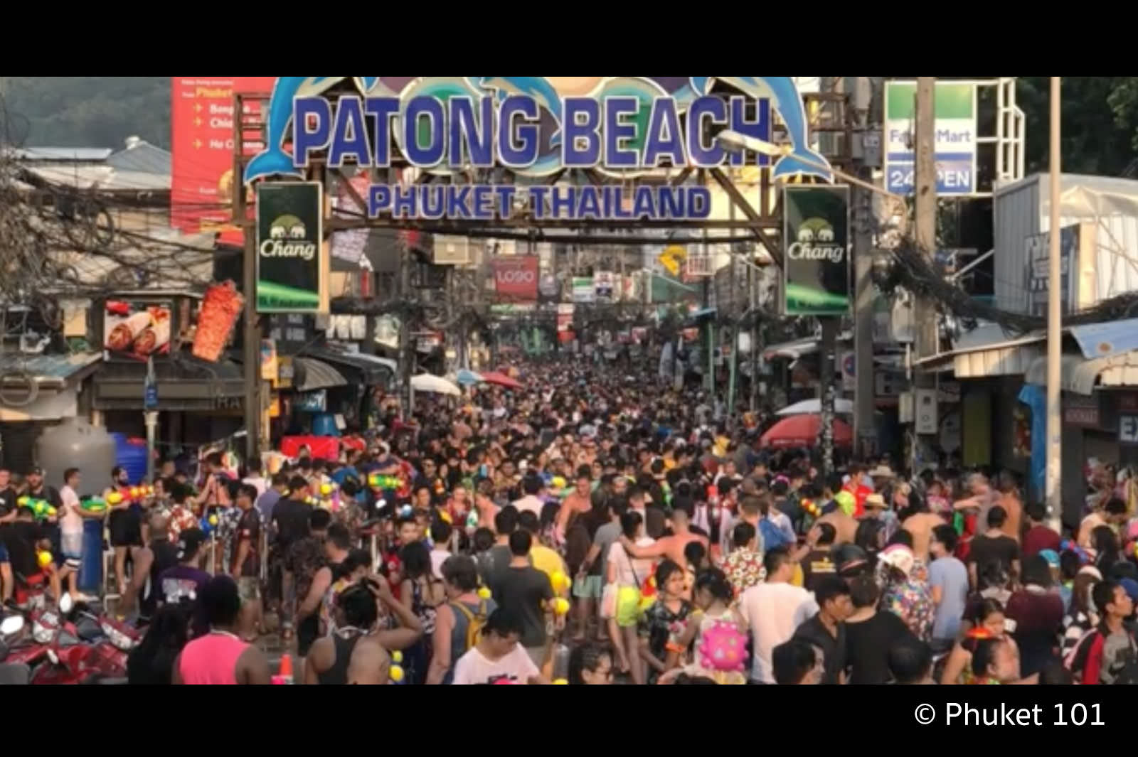 Songkran Festival Phuket Video 🎬 - PHUKET 101