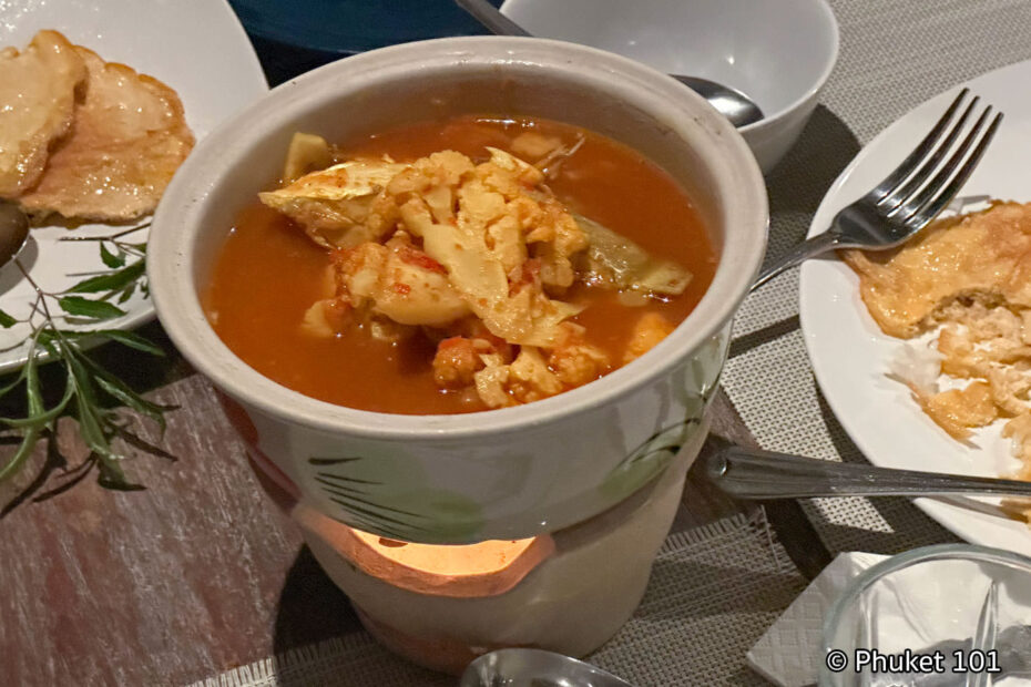 Pyramid Restaurant - PHUKET 101