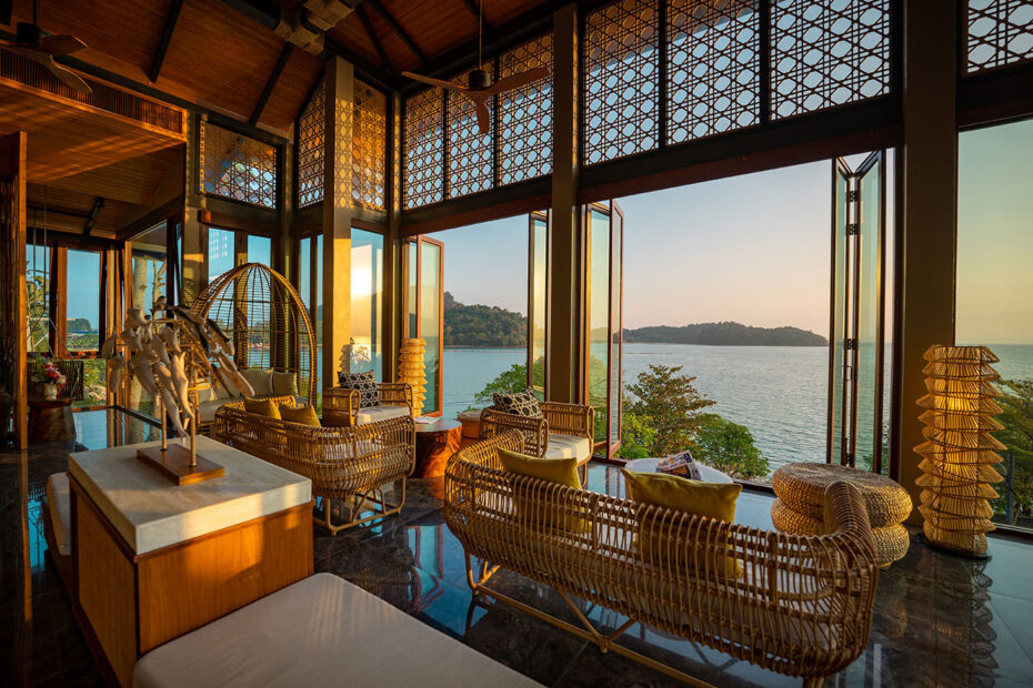 Sinae Phuket - PHUKET 101