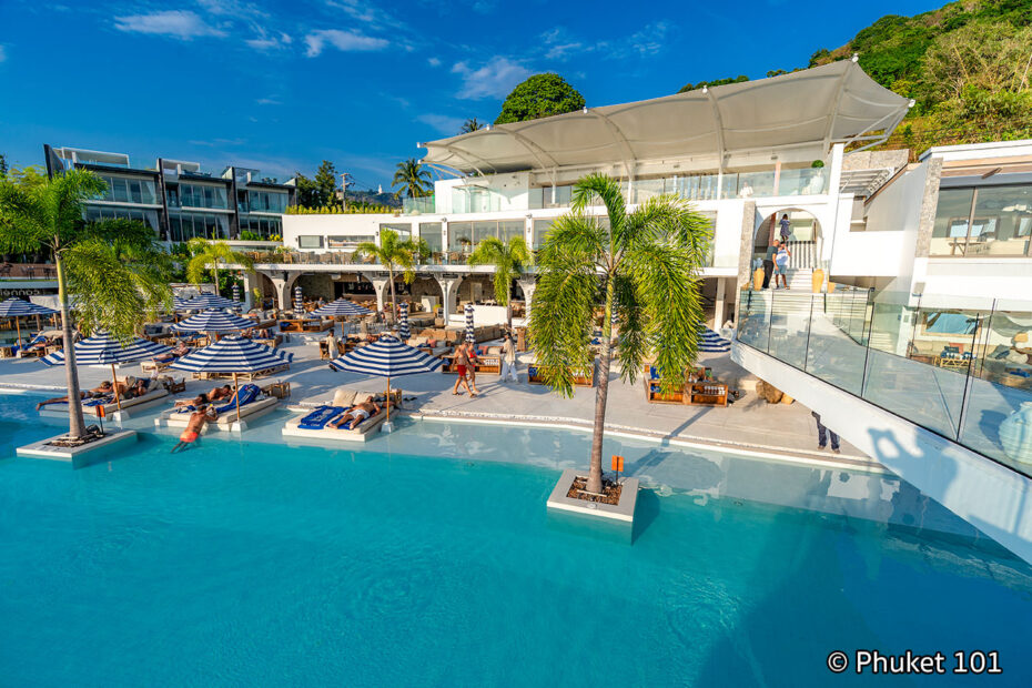 Fira Beach Club - PHUKET 101
