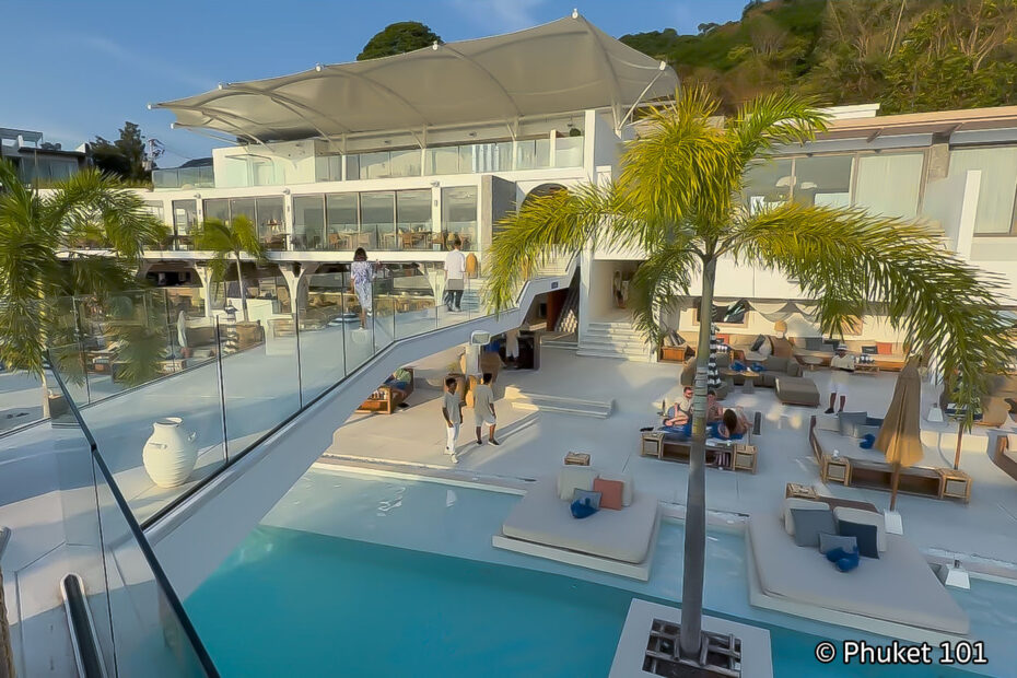 Fira Beach Club - PHUKET 101
