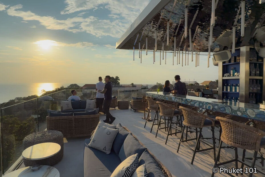 Fira Beach Club - PHUKET 101