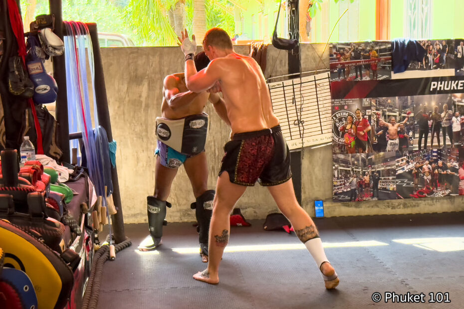 Phuket Singha Muay Thai Gym - PHUKET 101