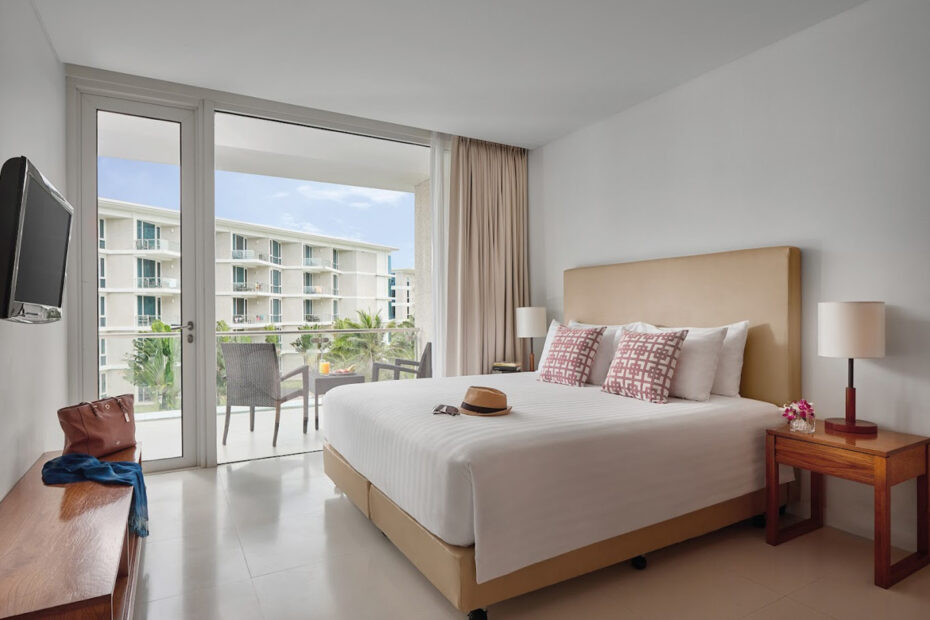 Splash Beach Resort - PHUKET 101