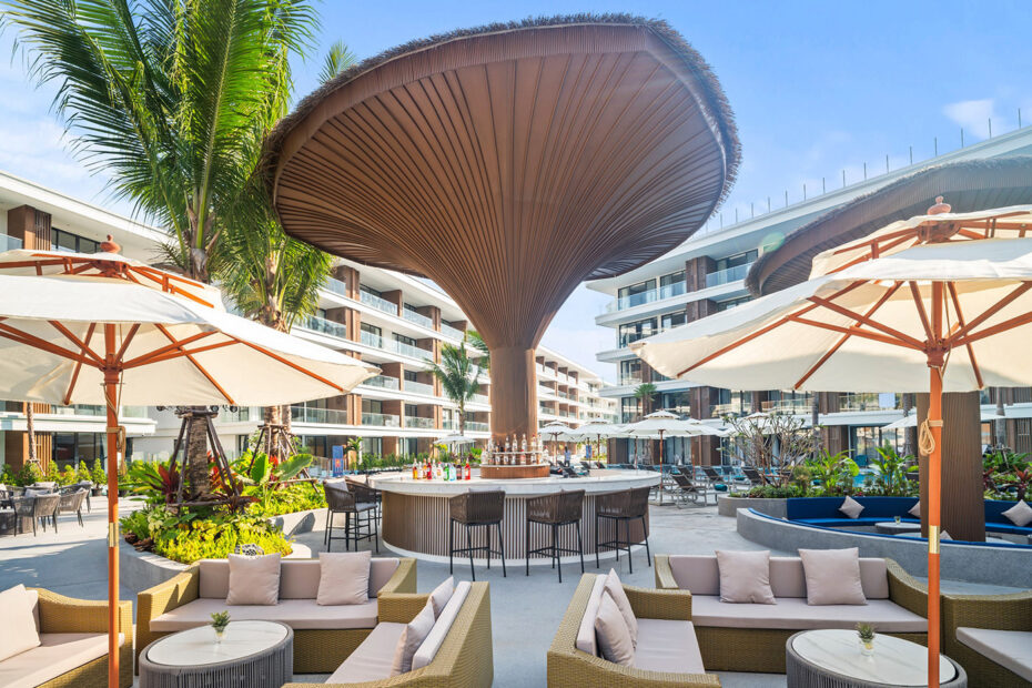 Kora Beach Resort - PHUKET 101