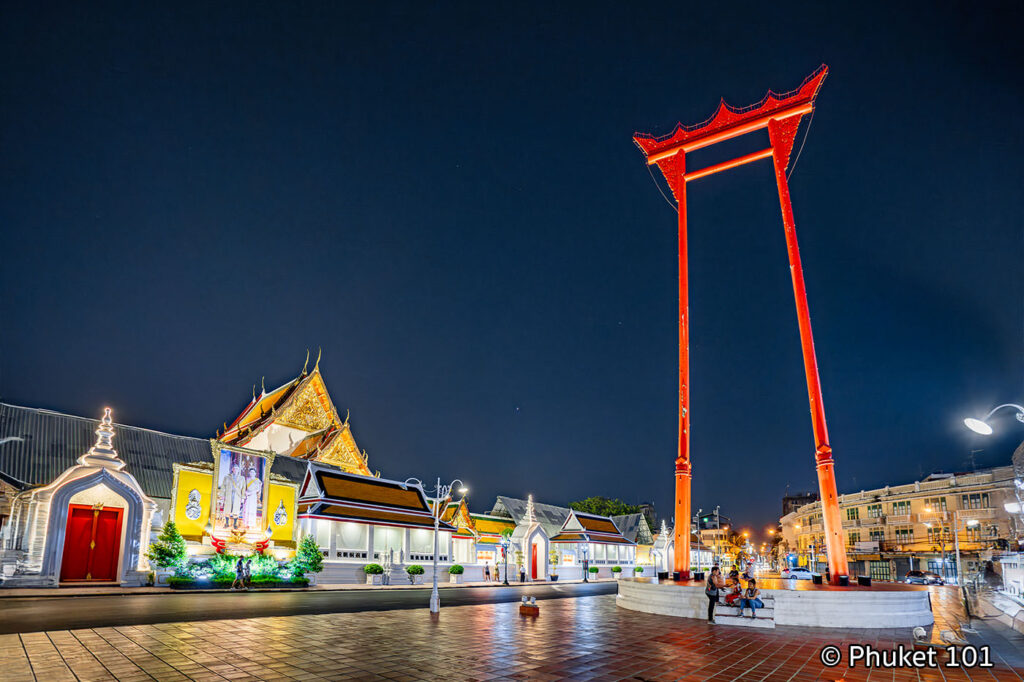 Wat Suthat Thepwararam - What To Do At Wat Suthat Thepwararam?