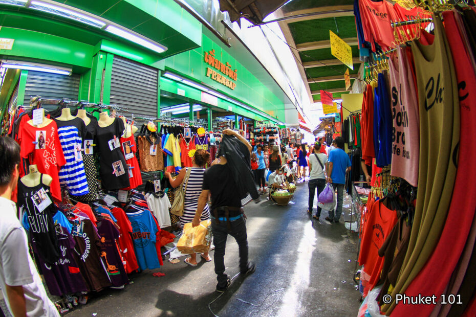 Pratunam Market - A Local Market In The Heart Of Bangkok