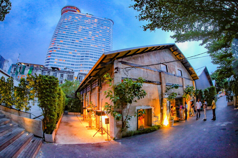 The Never Ending Summer Restaurant | A Trendy But Casual Restaurant On ...