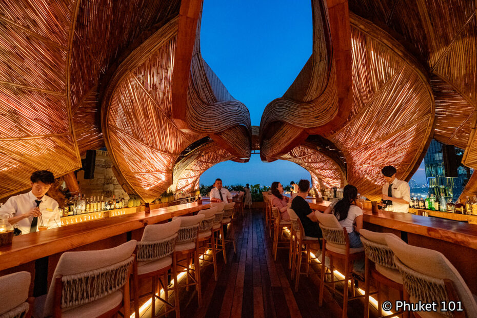 Sanctuary Bangkok - A Rooftop Bar At InterContinental