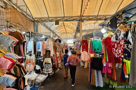 Pratunam Market - A Local Market In The Heart Of Bangkok