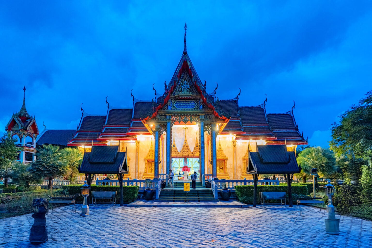 30 Thai Temples In Phuket - A Guide To The Buddhist Temples In Phuket