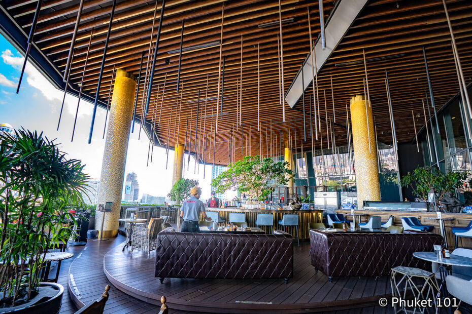 Tasana Nakorn Terrace - A Rooftop Restaurant At Iconsiam