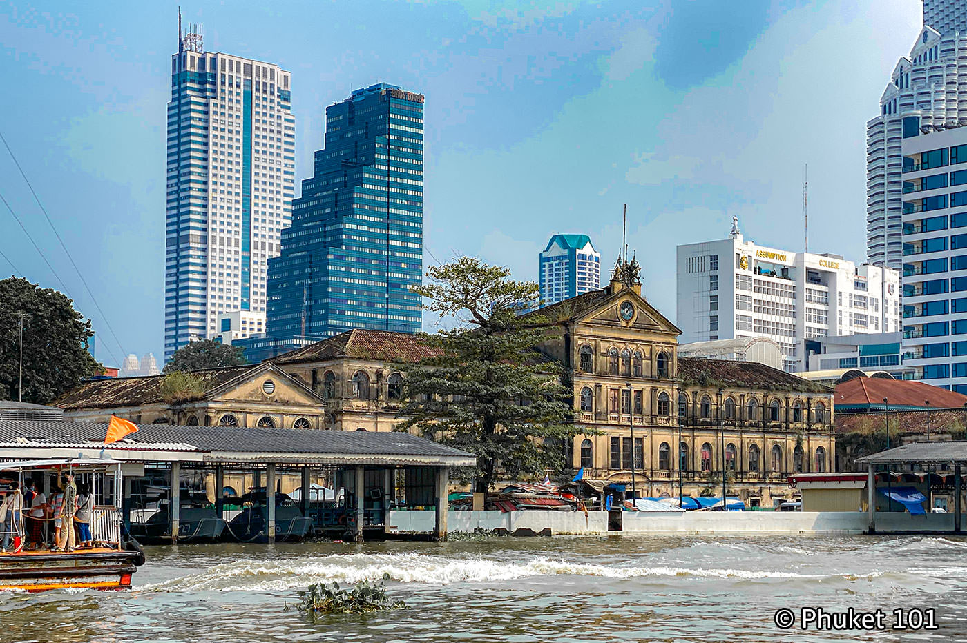 Bangkok Old Customs House - Un punto di riferimento dimenticato sul fiume