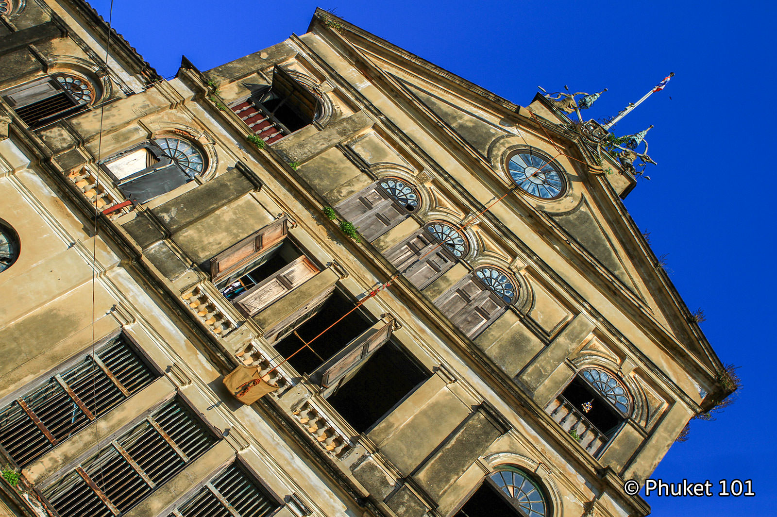 Bangkok Old Customs House - A Forgotten Landmark By The River