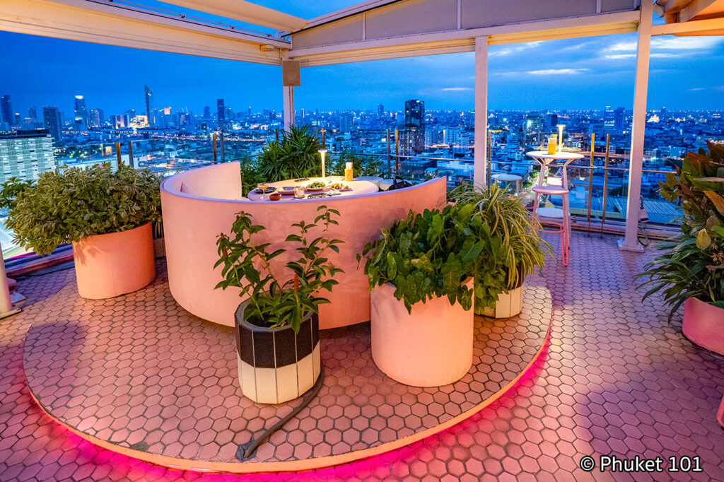 Paradise Lost Bangkok - A Hidden And Affordable Rooftop Bar