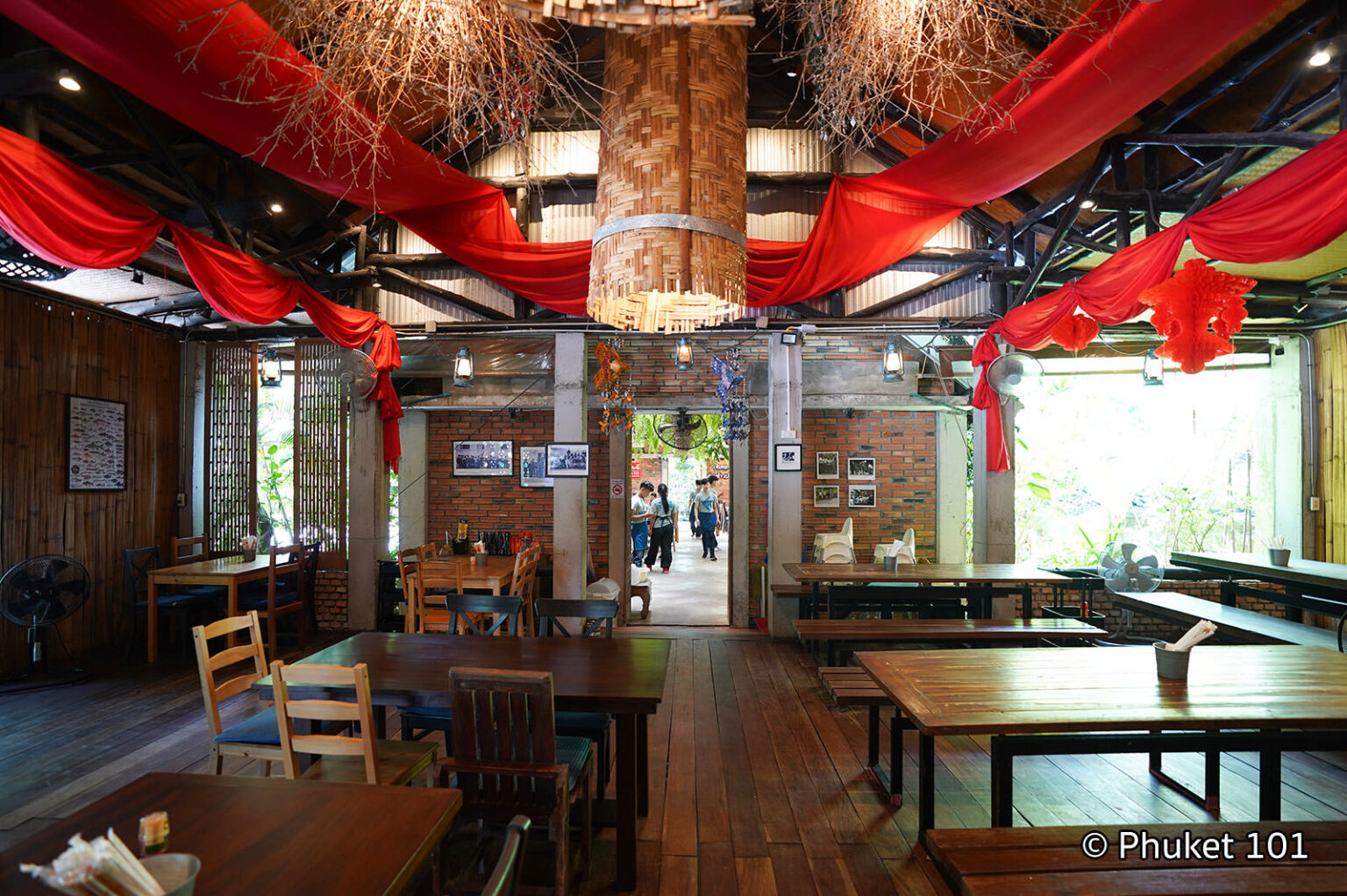Kin Dee Restaurant - PHUKET 101