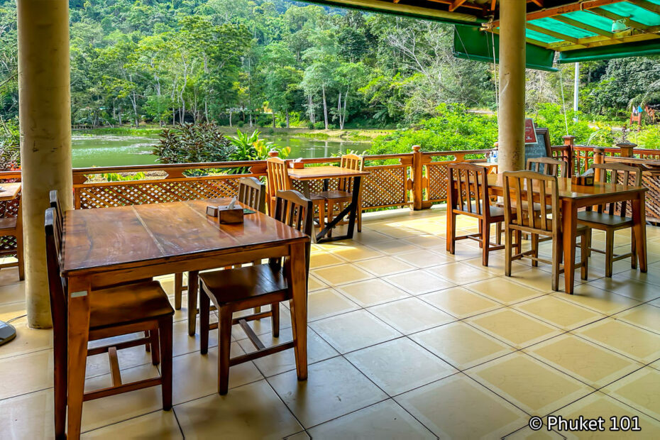 Peang Prai Restaurant (เพียงไพร) - Local Michelin At Bang Pae Waterfall