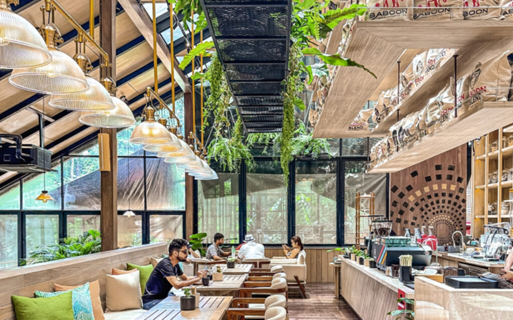Three Monkeys Restaurant - PHUKET 101