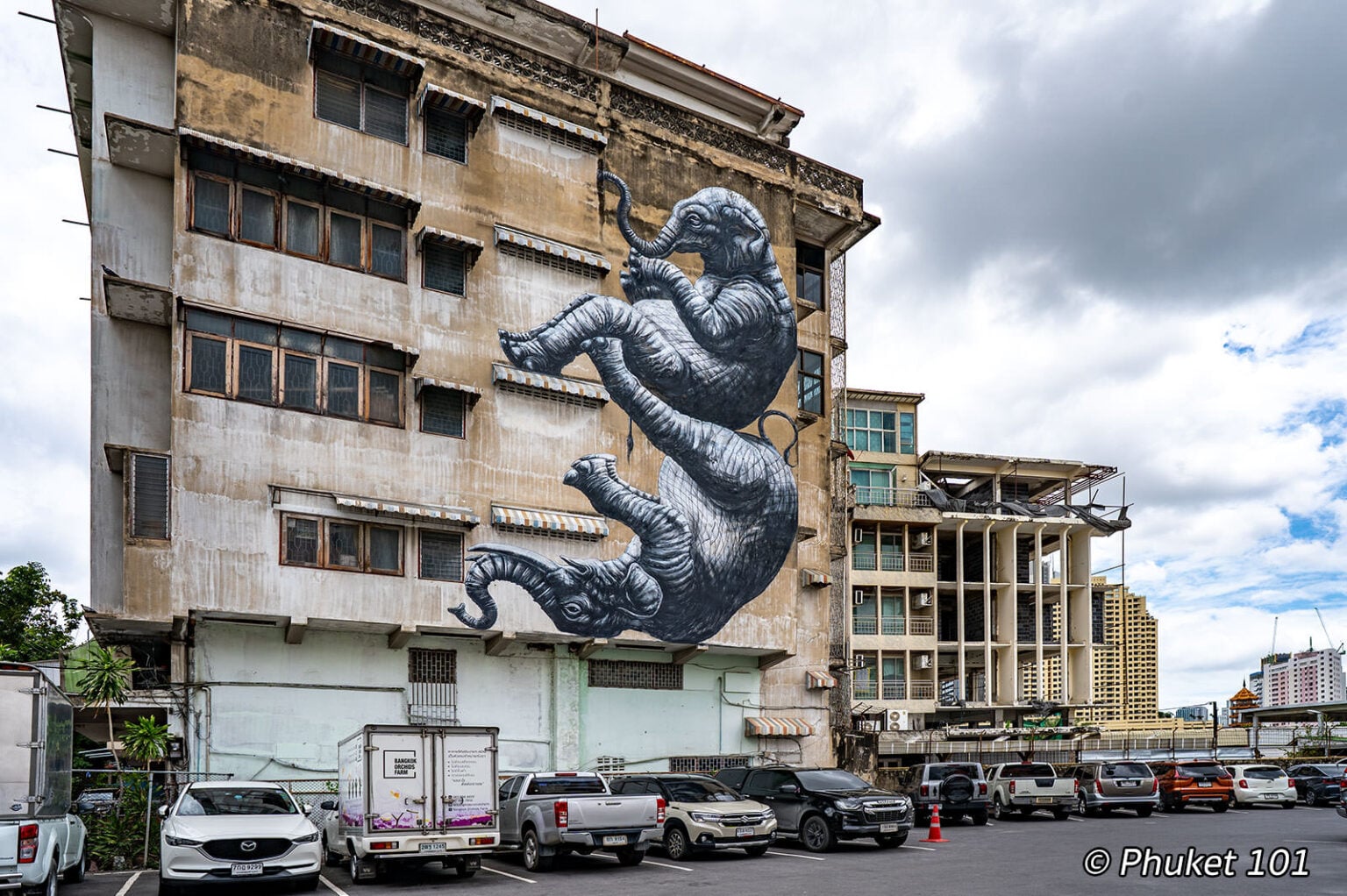 Song Wat Road Bangkok: Cafes, Street Art & The Old Chinatown Walk